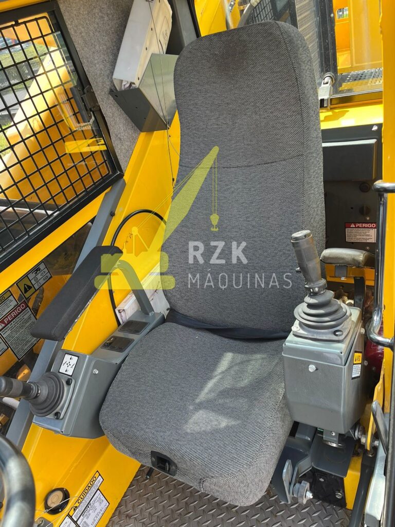 GUINDASTE RT GROVE 530E-2 – 2012 – RZK Máquinas